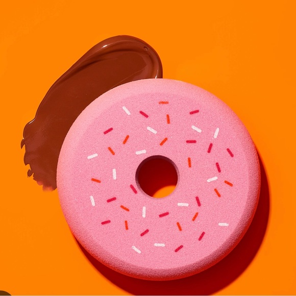 ELF | Makeup | Nwt Elf X Dnkn Pink Sprinkle Donut Limited Edition Face ...